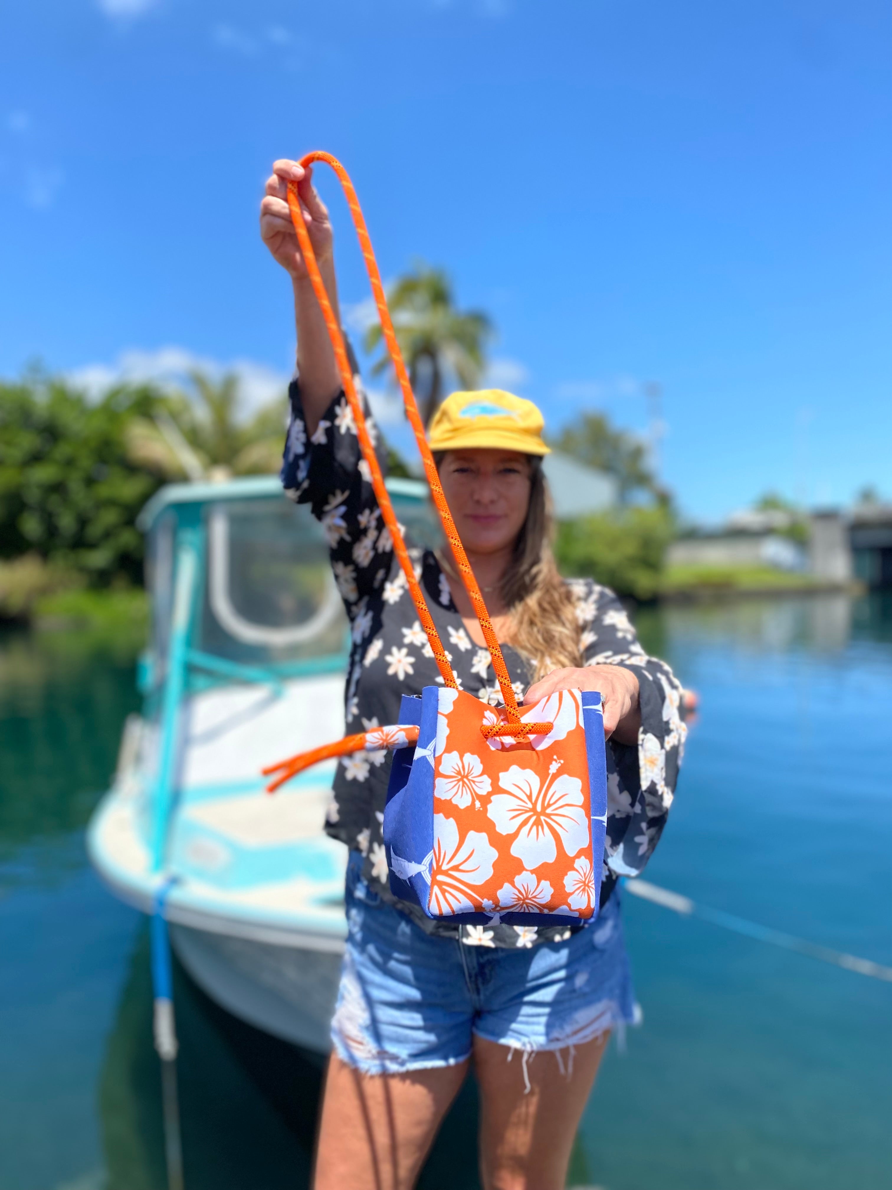 Las Olitas Palmas Rosas Bucket Bag – Sundot Marine